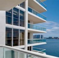 China Anti Hurricane Safety U Channel Glass Railing with Exterior Aluminum and CE Certified Frameless Glass Balustrade for sale