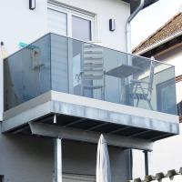 China 10mm 12mm 6+6mm Tempered Glass U Channel Glass Railing Frameless Glass Balustrade for sale