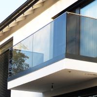 China 10mm 12mm 6+6mm Tempered Glass U Channel Glass Railing Frameless Glass Balustrade for sale