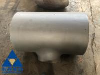 China Dn300 X Dn150 Sch Xs Carbon Steel Reducing Tee API for sale