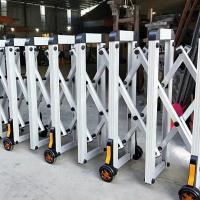 China Customized Aluminum Retractable Road Traffic Barrier Manual Foldable Expandable Fence Barrier for Courtyard Apartment Road Block for sale