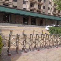 China Portable Stainless Steel Manual Retractable Traffic Barrier Foldable Security Road Block Fence for Outdoor & Courtyard Use for sale