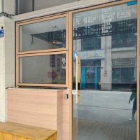 China Modern Aluminum Vertical Foldable Door Window Combination Thermal Insulation Double Glass Soundproof Bifold Window Commercial for sale