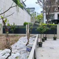 China Privacy Anti-corrosion Modern Aluminum Alloy Black Horizontal Fencing Custom Easily Assembled Outdoor Fence Panels for Villa for sale