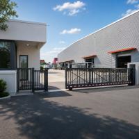 China Modern Electric Suspension Aluminum Alloy Automatic Cantilever Sliding Gate Eco-Friendly Remote Control Electric Gate for sale