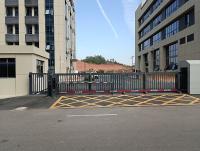 China Hot Selling  Touchless Security Garage Aluminum Automatic Sliding Gate Safety Front Gate for sale