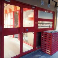 China Customized Modern Exterior Storefront Doors with KFC Design Waterproof Aluminum Glass for Hotel & Commercial Use for sale