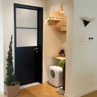 China French Retro Antique Aluminum Alloy Frame Waterproof Frosted Glass Bedroom Door for Hotels Apartments Single Swing Bathroom Use for sale