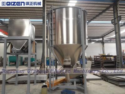 China Vertical Screw Feed Mixer Machine 3 Ton Capacity 7.5KW Motor for Poultry Cow Feed for sale
