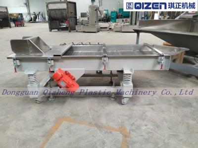 China Stainless Steel Linear Vibratory Screen Separator 500kg/h 1 Layer for sale