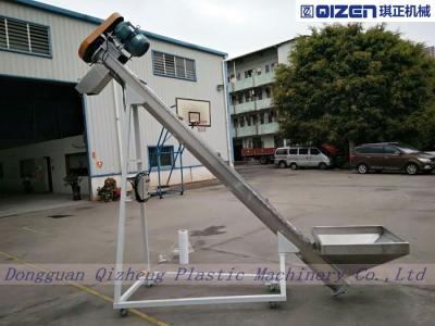 China Loading Distance Plastic Powder Flexible Screw Conveyor Loader For Mixers for sale