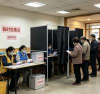 China Custom Size Free Design Aluminum Profile Voting Booth Easy Assemble Collapsible Election Polling Booth With Inner Table for sale
