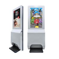 China 21.5 Inch Floor Standing Digital Signage with Automatic Hand Sanitizer Dispenser 50000 Hours Life for sale