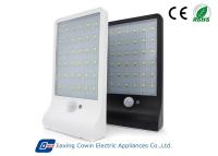 China 36 LEDS IP65 Li - Ion Battery Solar Outdoor Street Light With 400 Lumens for sale