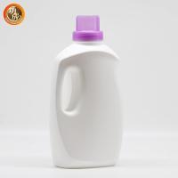 China Custom 2l Liquid Laundry Detergent Bottle Empty PE Plastic Detergent Container for sale