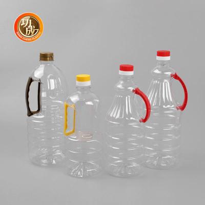 China PET Transparent Plastic Condiment Bottles For Cooking Edible Oil 1600ml 1680ml 1800ml for sale