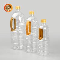 China Plastic Condiment Bottles Screw On Lid Seasonings Packaging 1000ml-1800ml Capacity for sale
