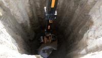 China 4670mm Reach Extendable Clamshell Arm With 11825mm Max. Vertical Digging Radius for sale
