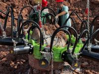 China Low Noise Vibration-free Pile Breaker Attachment Fit Crawler Excavator for sale