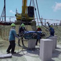 China Hydraulic Square Pile Breaker Modular Concrete Square Pile Head Cutter for Excavator Crane Lifting Foundation Construction for sale