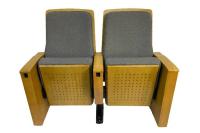 China Meeting Room Auditorium Chair with Writing Tablet 580mm Center Customizable for sale