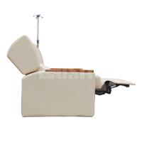 China Electric Medical Infusion Chair Recliner with Saline IV Stand 850mm Width for sale