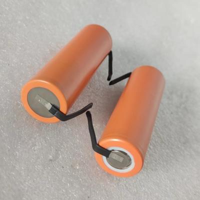 China Cylindrical Lithium Battery Cells 18650 21700 26650 32700 3.2V 3.6V with Nickel Conversion for sale