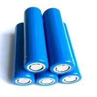 China Flashlight 1C 18650 Battery 2000mah 3.7 Volt Rechargeable Lithium Cell for sale