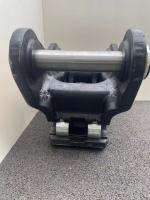 China Customized Excavator Quick Connect Tilt Coupler Quick Hitch for 1-20 Ton Excavators for sale