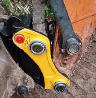 China Excavator Tiltrotators Best Discount Rotating Quick Coupler Hydraulic Quick Hitch for sale