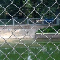 China 3/4 Apertures Galvanized Diamond Chain Link Fence Twill Weave for sale