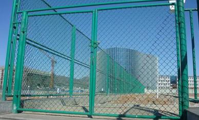China 1'' 18ga Diamond Chain Link Fence Pvc Security Galvanized Green for sale