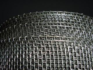 China Pre Bent Plain Weave Crimped Woven Wire Mesh Wrapped Edge for sale