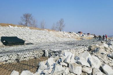 China 2mm Anticorrosive Gabion Wire Mesh Malleable Steel for sale
