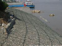 China Anti Erosion Flexible Ecological Gabion Mesh Retaining Wall 80x100mm for sale