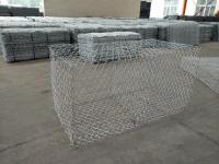China 4.0mm Mesh Rock Retaining Wall Heavy Galvanized Gabion Wall Wire Mesh 80x100mm for sale