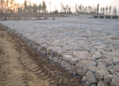 China 275g Circular Gabion Baskets Zinc Coated Gabion Box 100x120mm for sale