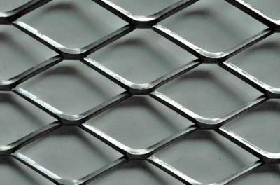 China 3feet Expanded Wire Mesh Turtle Type Stainless Flattened Expanded Sheet 4mm for sale