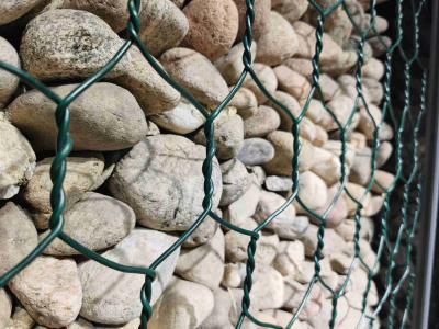 China Five Twisted Rock Basket Retaining Wall Honeycomb Rock Filled Gabions for sale
