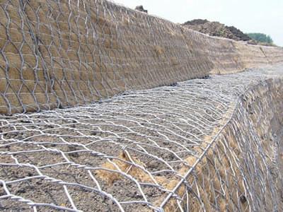 China Galfan Coated Gabion Wire Mesh , 70x90mm Gabion Stone Wire Mesh for sale