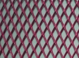 China Spraying Plastics Expanded Wire Mesh 80mm Dip Diamond Wire Mesh Panels for sale
