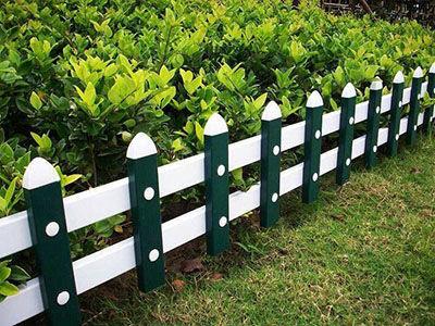 China 2800mm Lawn Patio Guard Rails 46×20mm PVC Coated Holland Wire Mesh Fence for sale