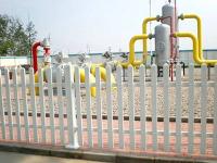 China 44mm*70mm PVC Coated Metal Fence Squares Riverside Plastic Guardrail for sale
