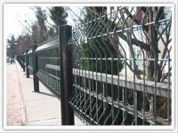 China Dirickk Axis Euro Welded Fence Triangle Bend Guardrail Anti Climb Wire Mesh Fencing for sale