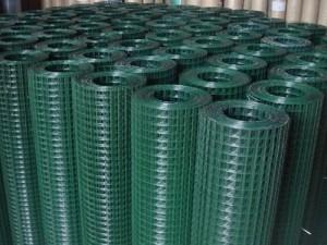 China 3.5mm PVC Coated Welded Wire Mesh , 7ft Galvanized Plastic Coated Wire Fence Roll for sale