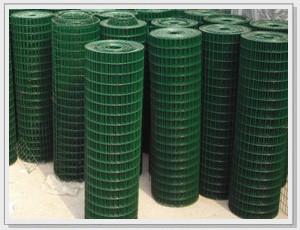 China 1/2inch By 1/2 Inch Pvc Coated Welded Wire Mesh Anti Aging for sale