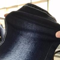 China 72% Cotton 28% Polyester 1.5% Spandex Lightweight Stretch Denim Fabric 9.5 Ounce for sale