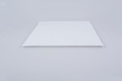 China 4mm White PP Corrugated Plastic Sheet 4ft x 8ft Custom Size Up to 1500mm Width for Industrial Packaging for sale