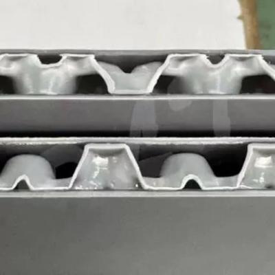 China 2mm Plastic Corrugated Sheet PP Honeycomb Panel - Waterproof, UV Resistant, Customizable Sizes for sale