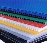 China Waterproof Polypropylene Hollow Sheet 2mm-12mm Thickness 85% Light Transmission Recyclable Plastic for sale